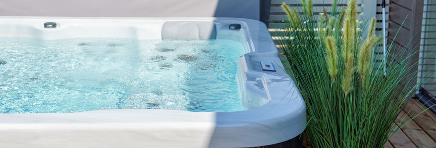 Trouver des astuces pour traiter les eaux de son spa